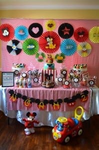 How to throw the ultimate disney party #disneyside - A girl and a glue gun