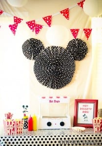 How to throw the ultimate disney party #disneyside - A girl and a glue gun