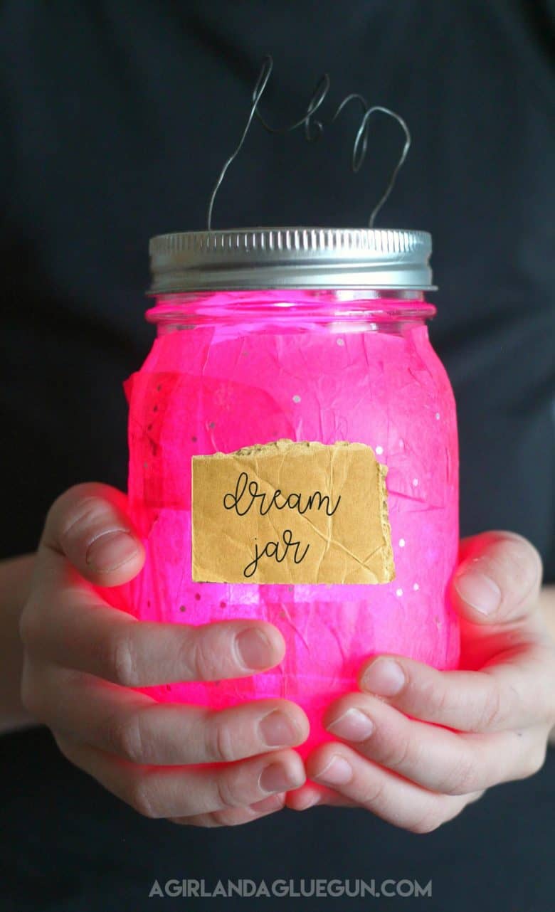 The BFG Movie Dream Jars - A girl and a glue gun