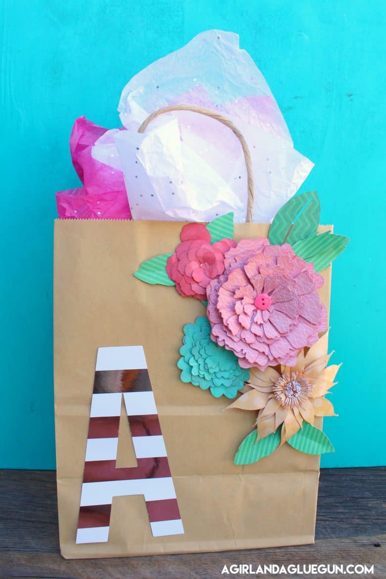 How to make paper flowers - A girl and a glue gun
