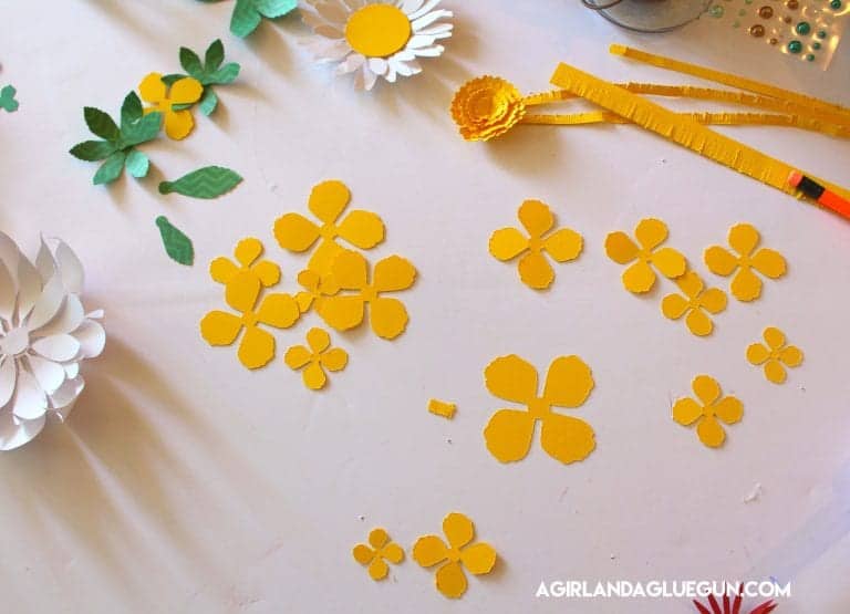 How to make paper flowers - A girl and a glue gun