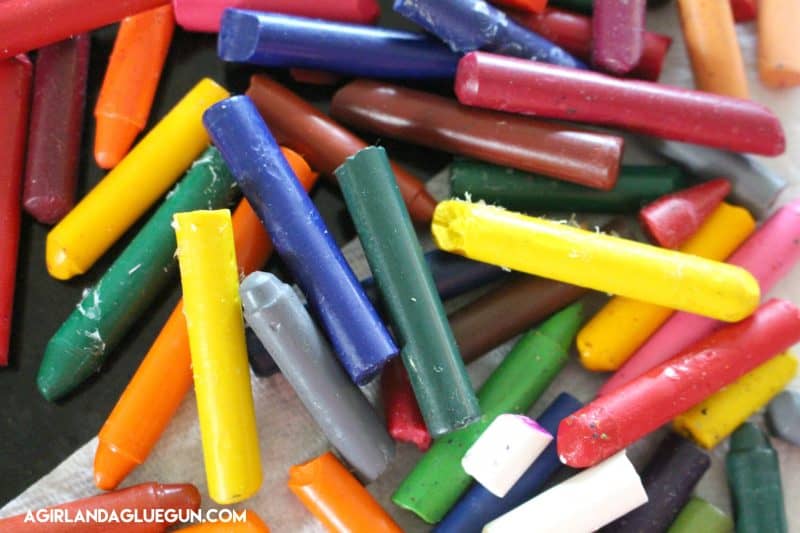 Hot Rock-Fun Kid's activity - A girl and a glue gun