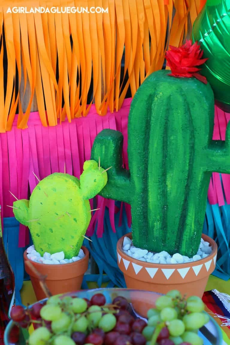 Fiesta party - A girl and a glue gun