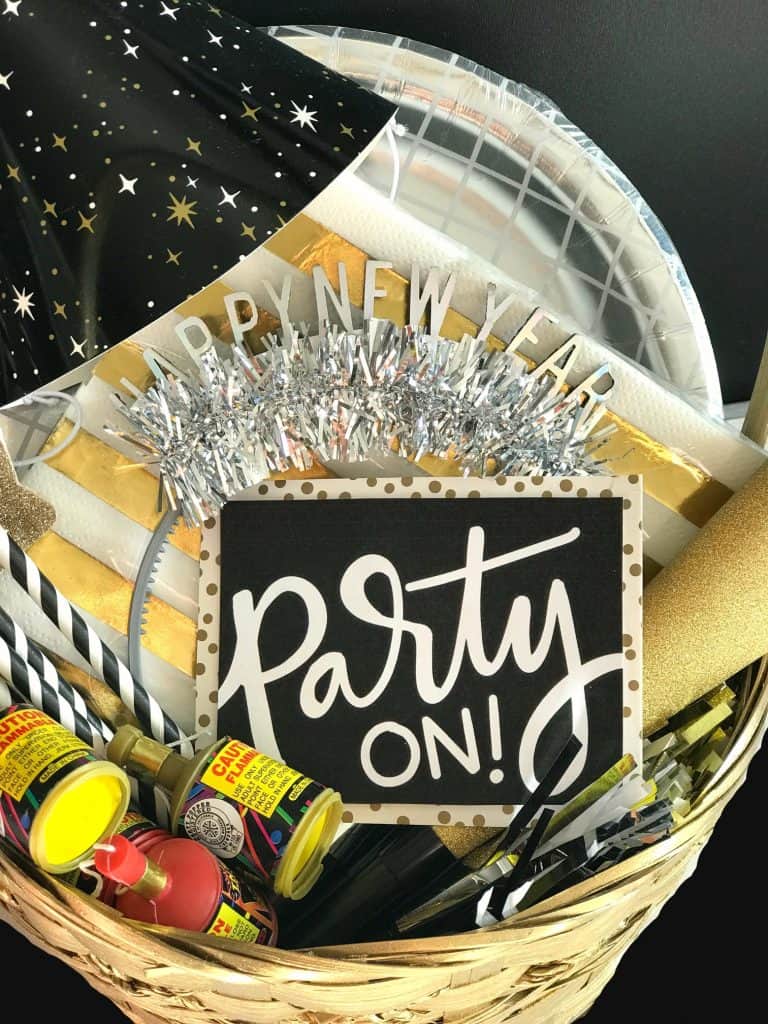 New Years Printable gift idea - A girl and a glue gun