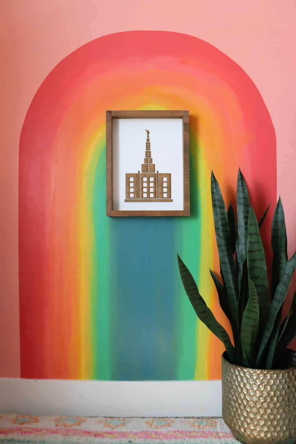 Rental-friendly wall decor - A girl and a glue gun