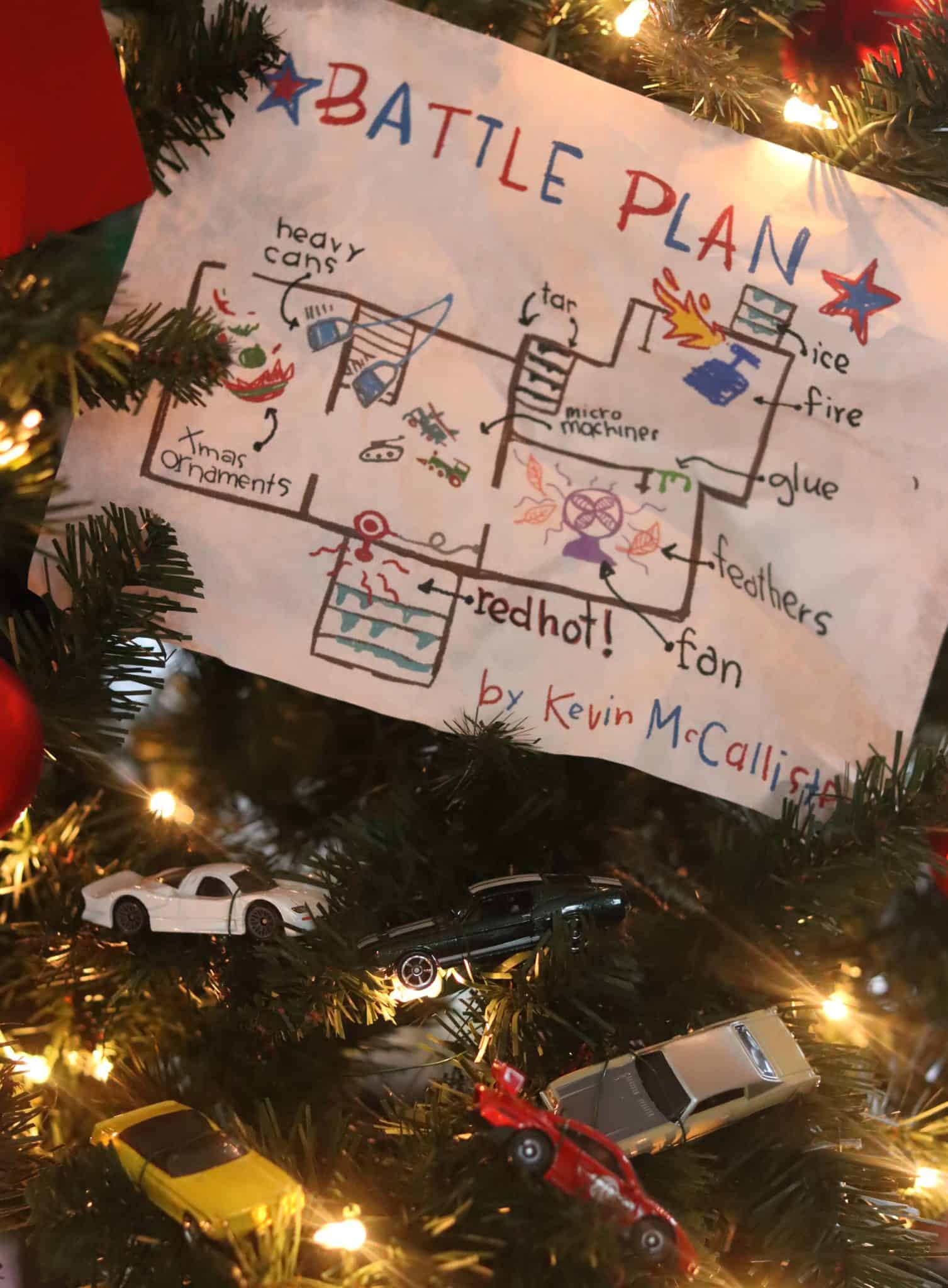 Home alone Christmas tree - A girl and a glue gun