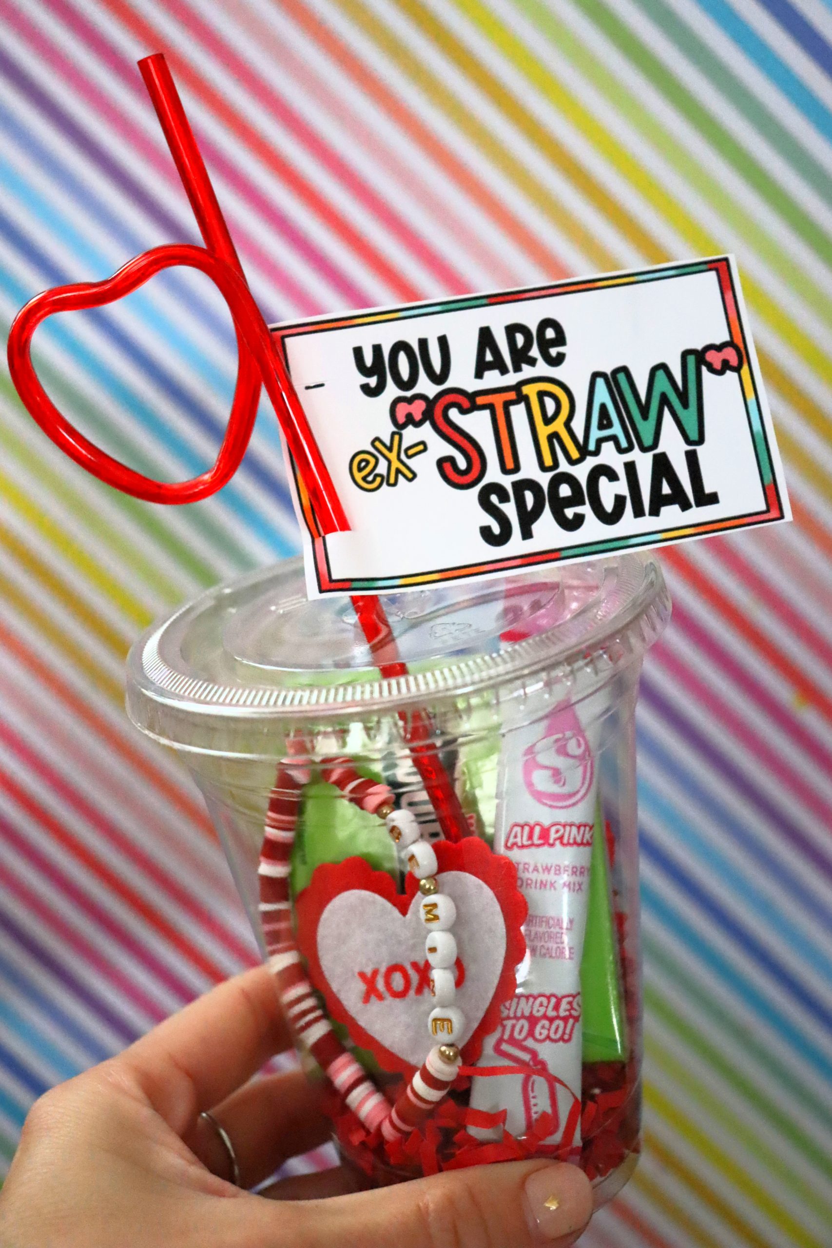 Ex STRAW special Valentine Printable - A girl and a glue gun