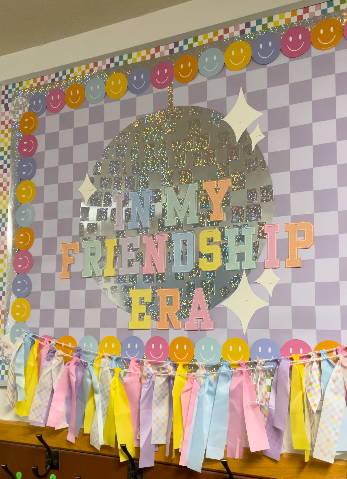 3 MORE Bulletin Board ideas - A girl and a glue gun
