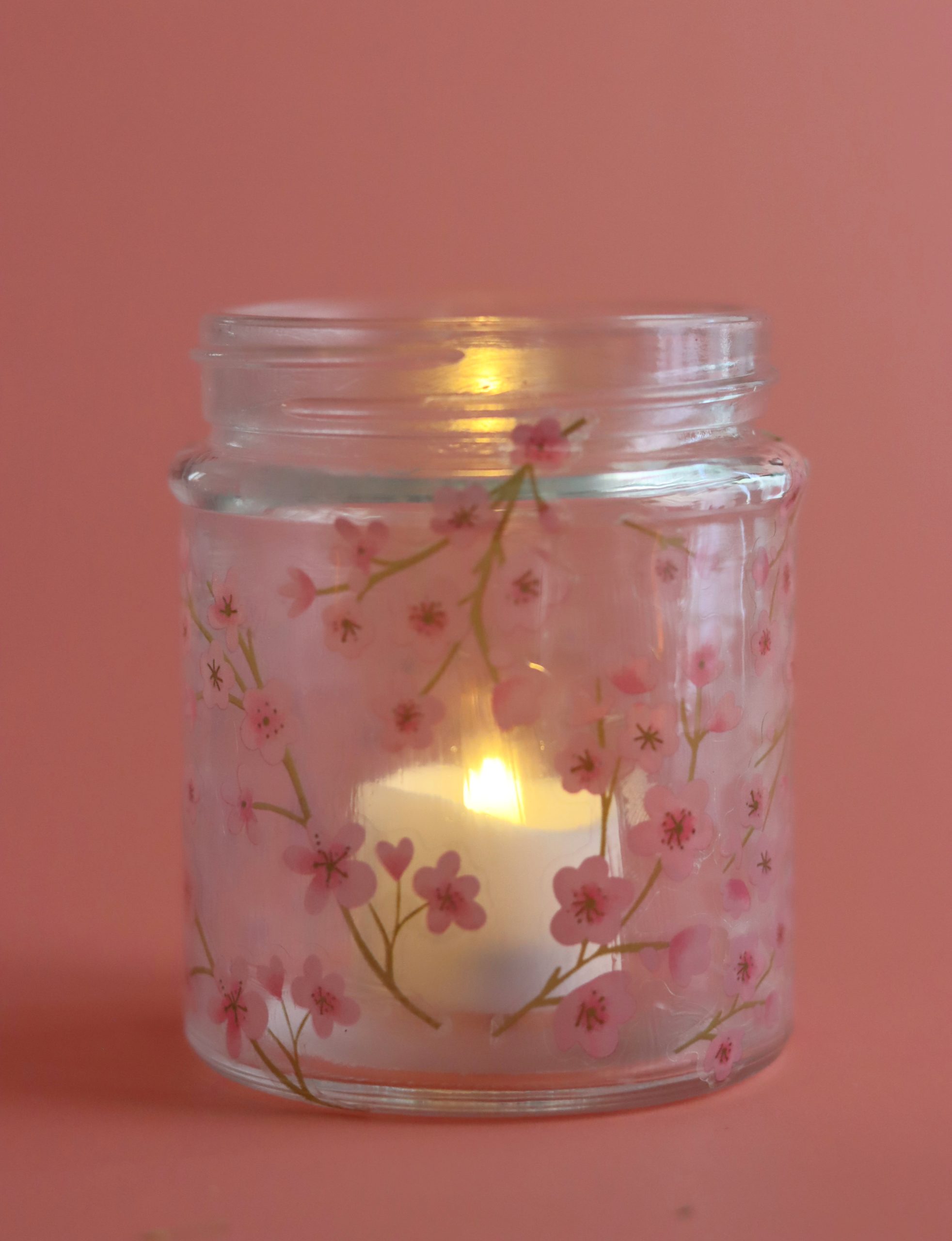 Pressed flower Jar - A girl and a glue gun