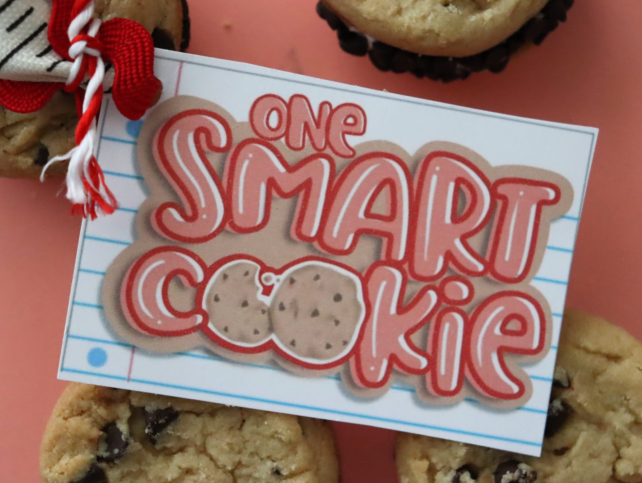 Back to school table settings with free printables - A girl and a glue gun