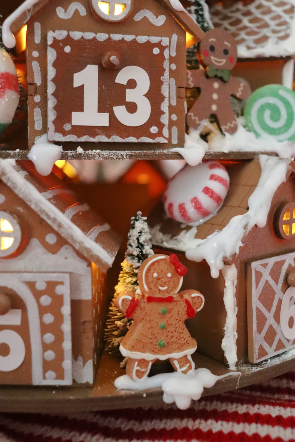 Gingerbread Advent Calendar - A girl and a glue gun