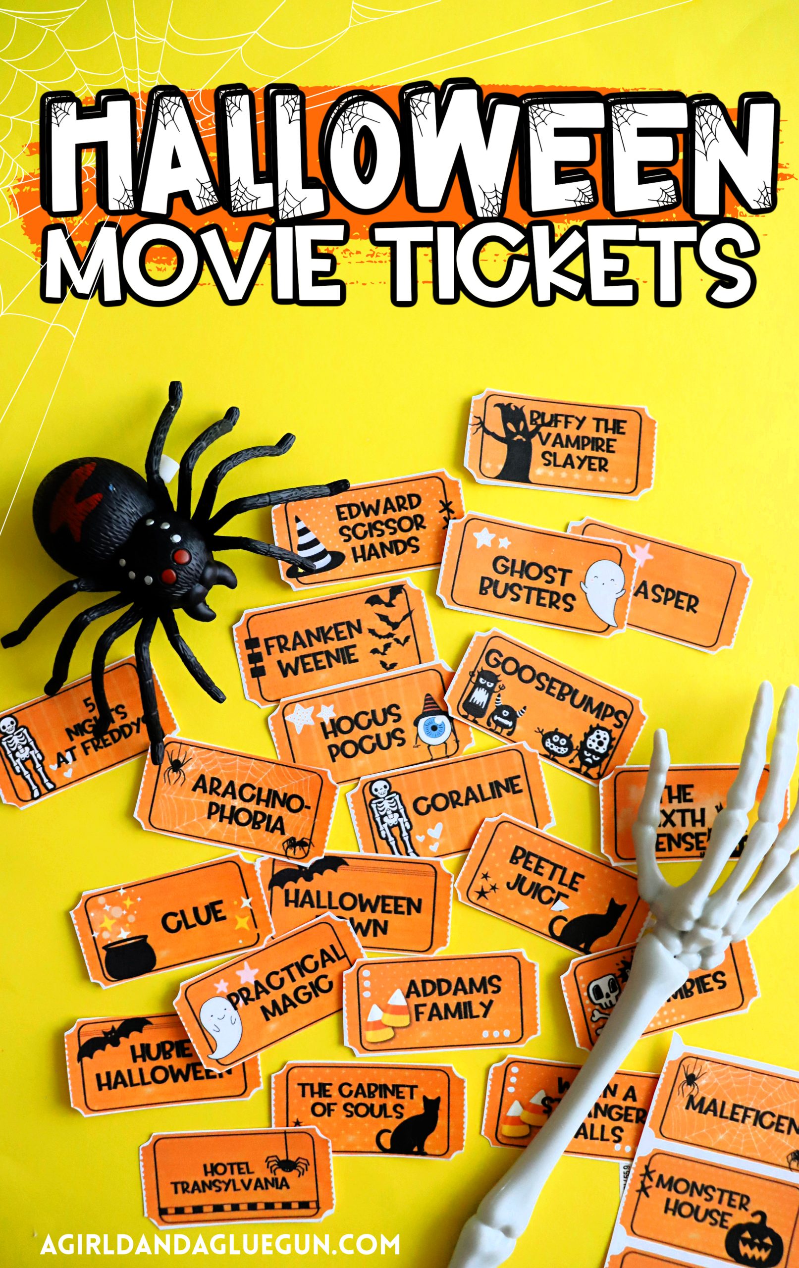 Halloween Bucket List printable - A girl and a glue gun