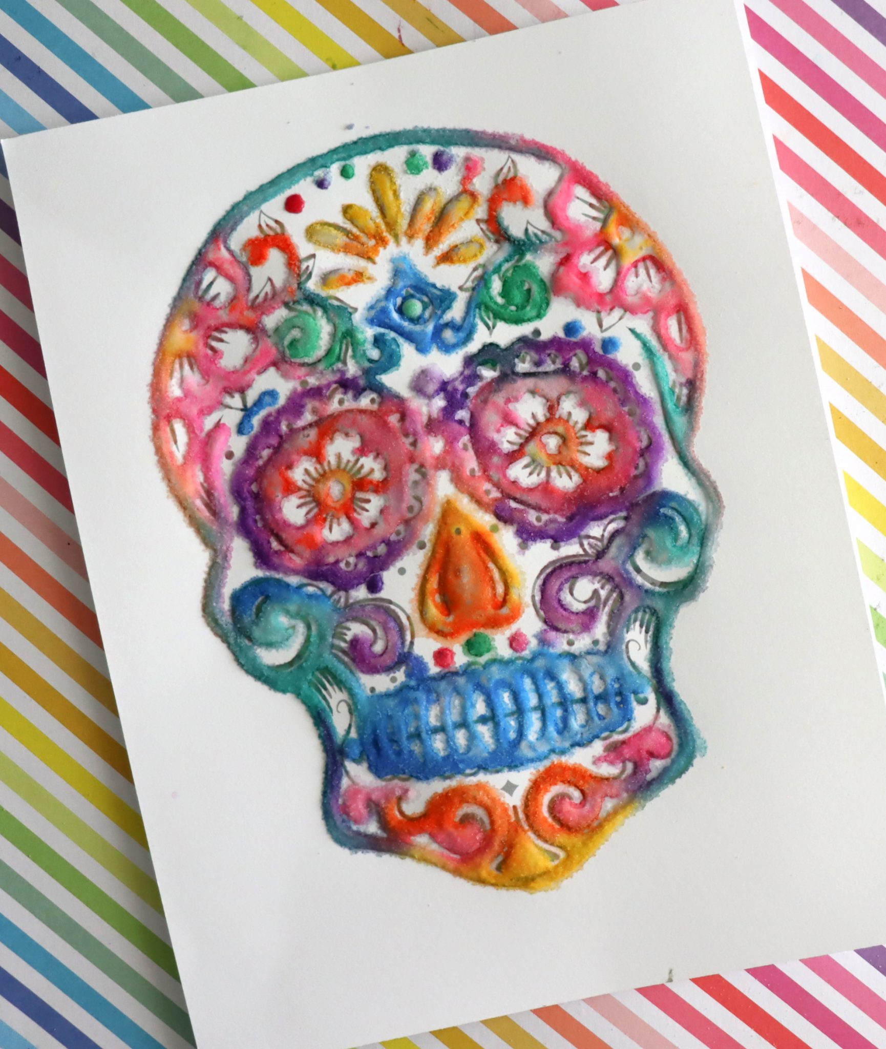 HALLOWEEN Crafts for Kids - A girl and a glue gun