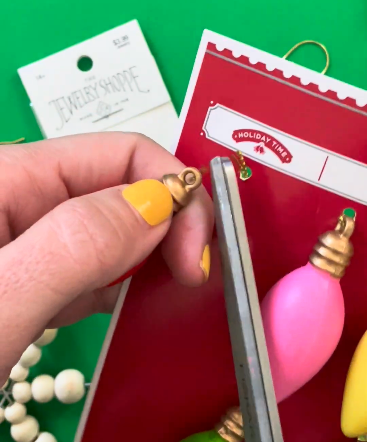 DIY Christmas earrings - A girl and a glue gun