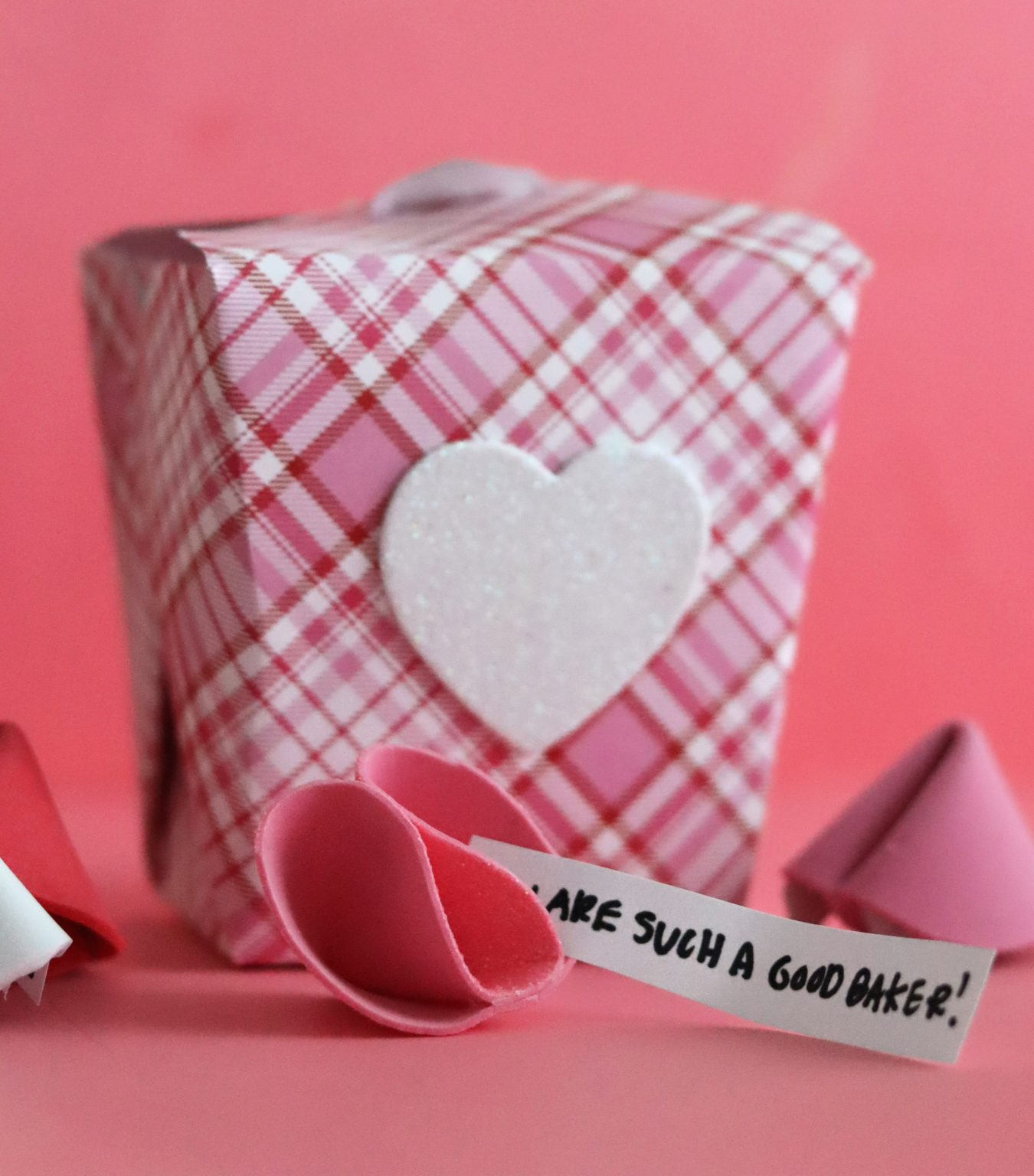 DIY Fortune cookie gift - A girl and a glue gun