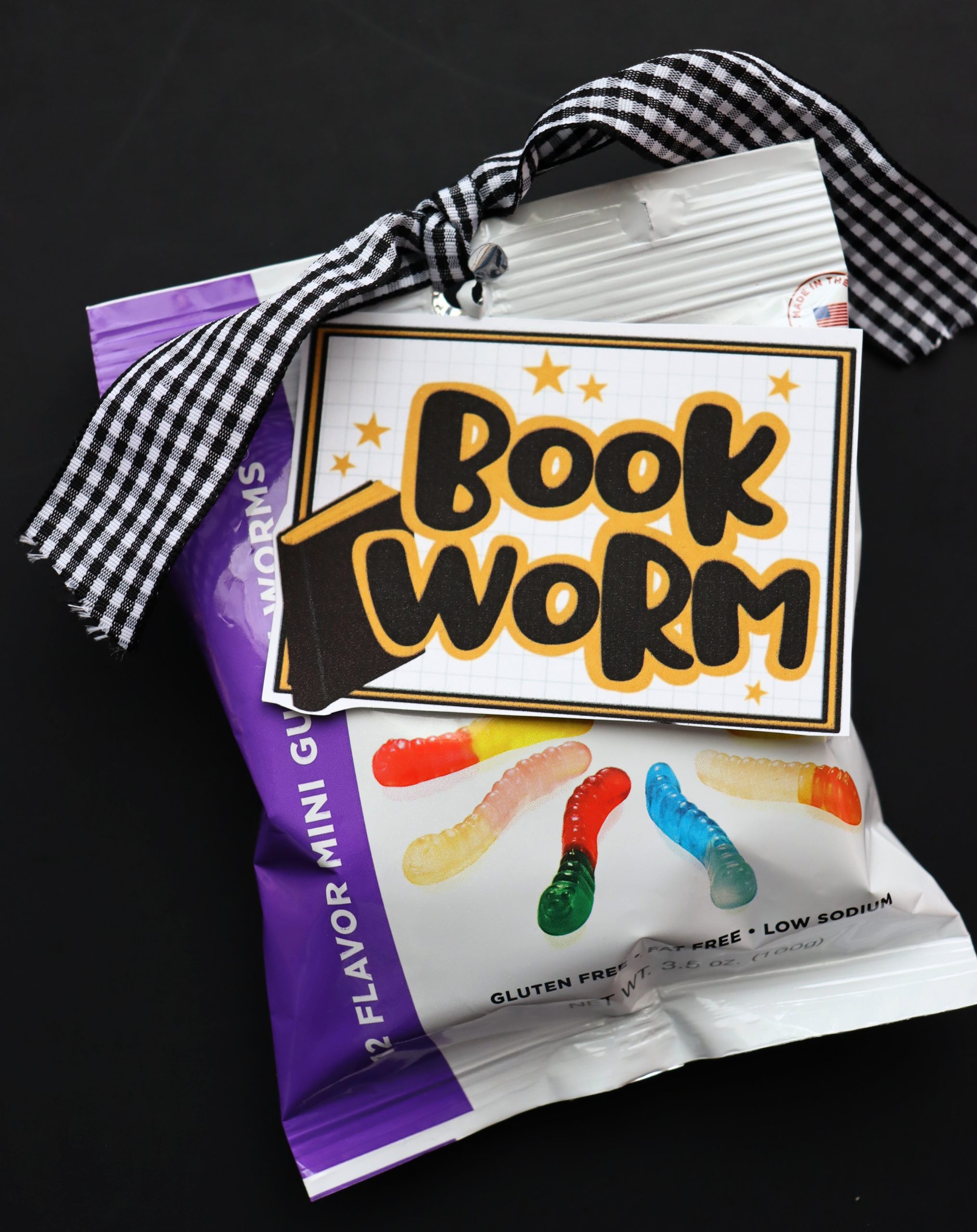 End of the school year printable tags - A girl and a glue gun