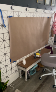 How to paint a banner - A girl and a glue gun