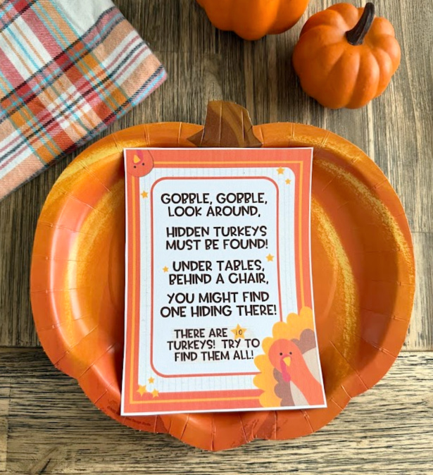 Turkey Hide and Seek Game for Kids - A girl and a glue gun