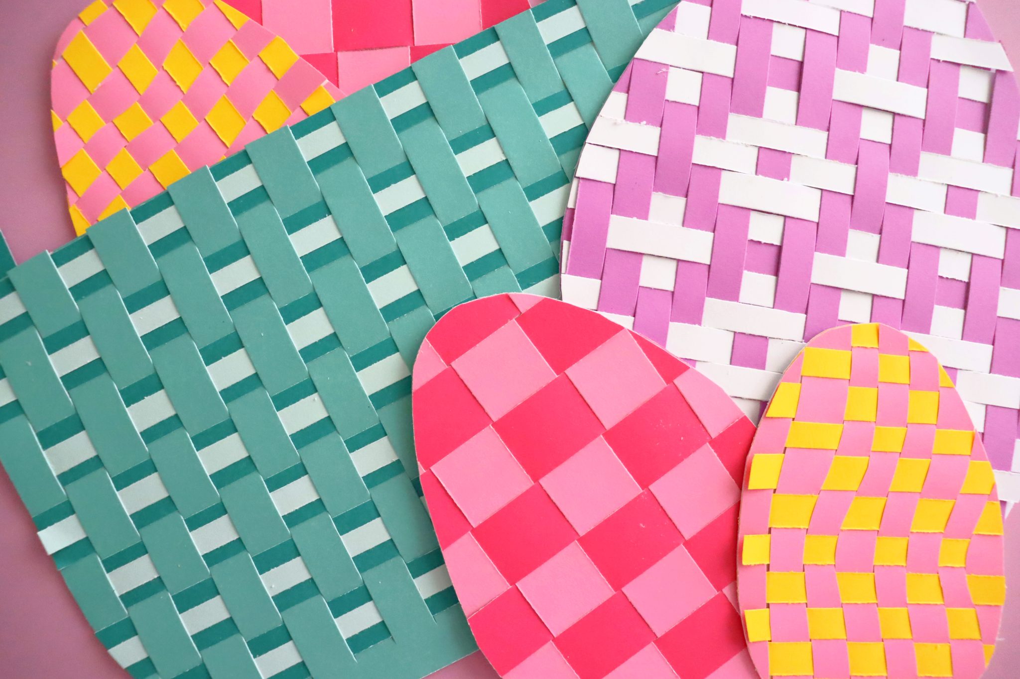Paper Weaving Easter Egg Basket Craft for Kids (Fun DIY Easter Activity ...